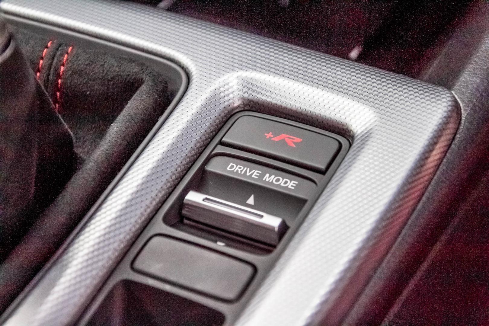 2023 Honda Civic Type R | Pickering Luxury Garage