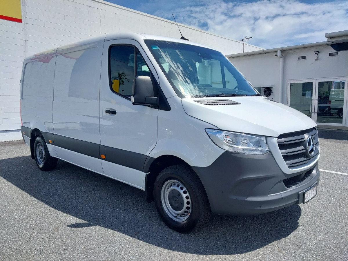 Demo 2022 Mercedes-Benz Sprinter 315 MWB #423174 | Trinity Auto Group