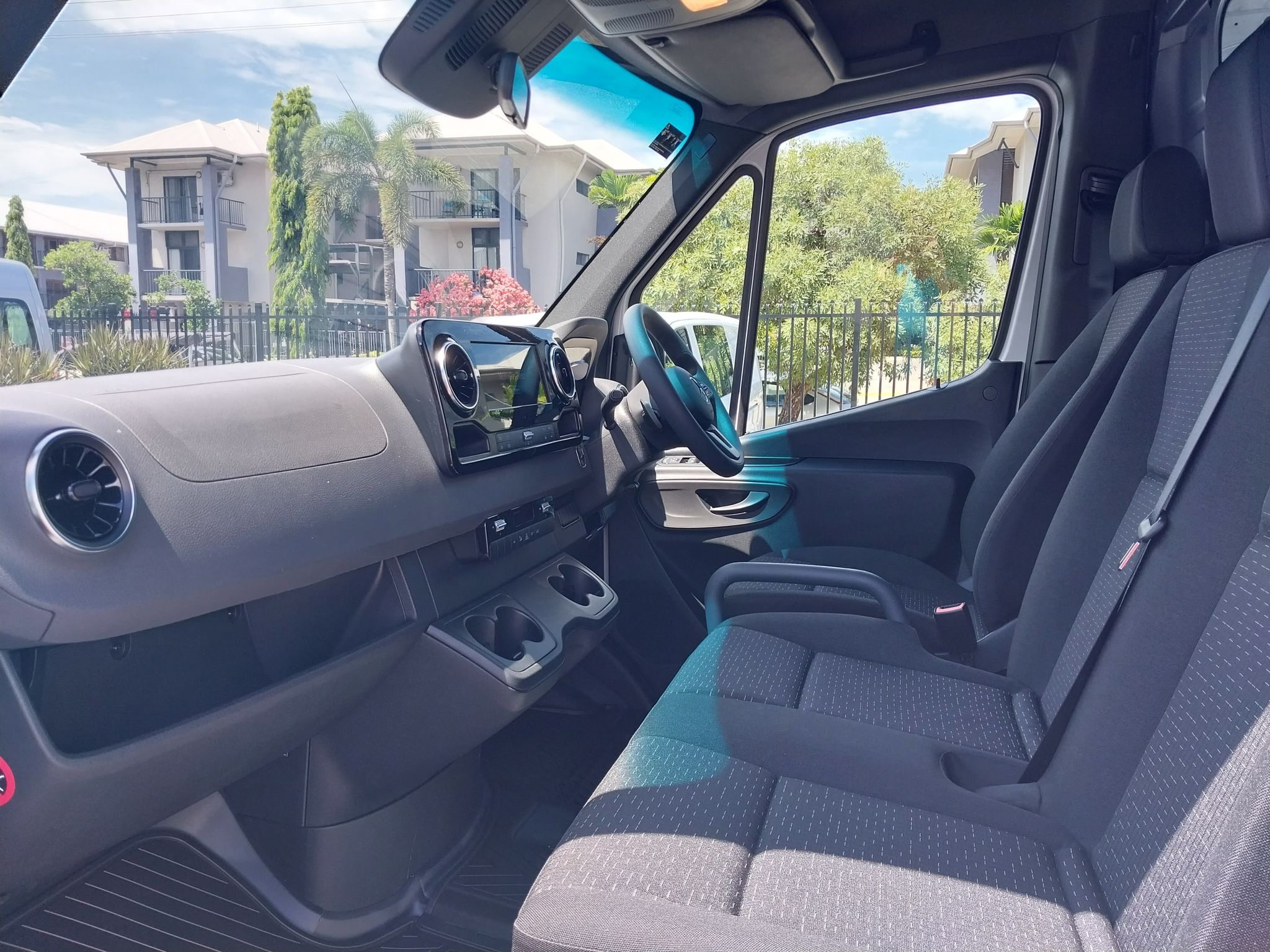 Demo 2022 Mercedes-Benz Sprinter 315 MWB #423174 | Trinity Auto Group