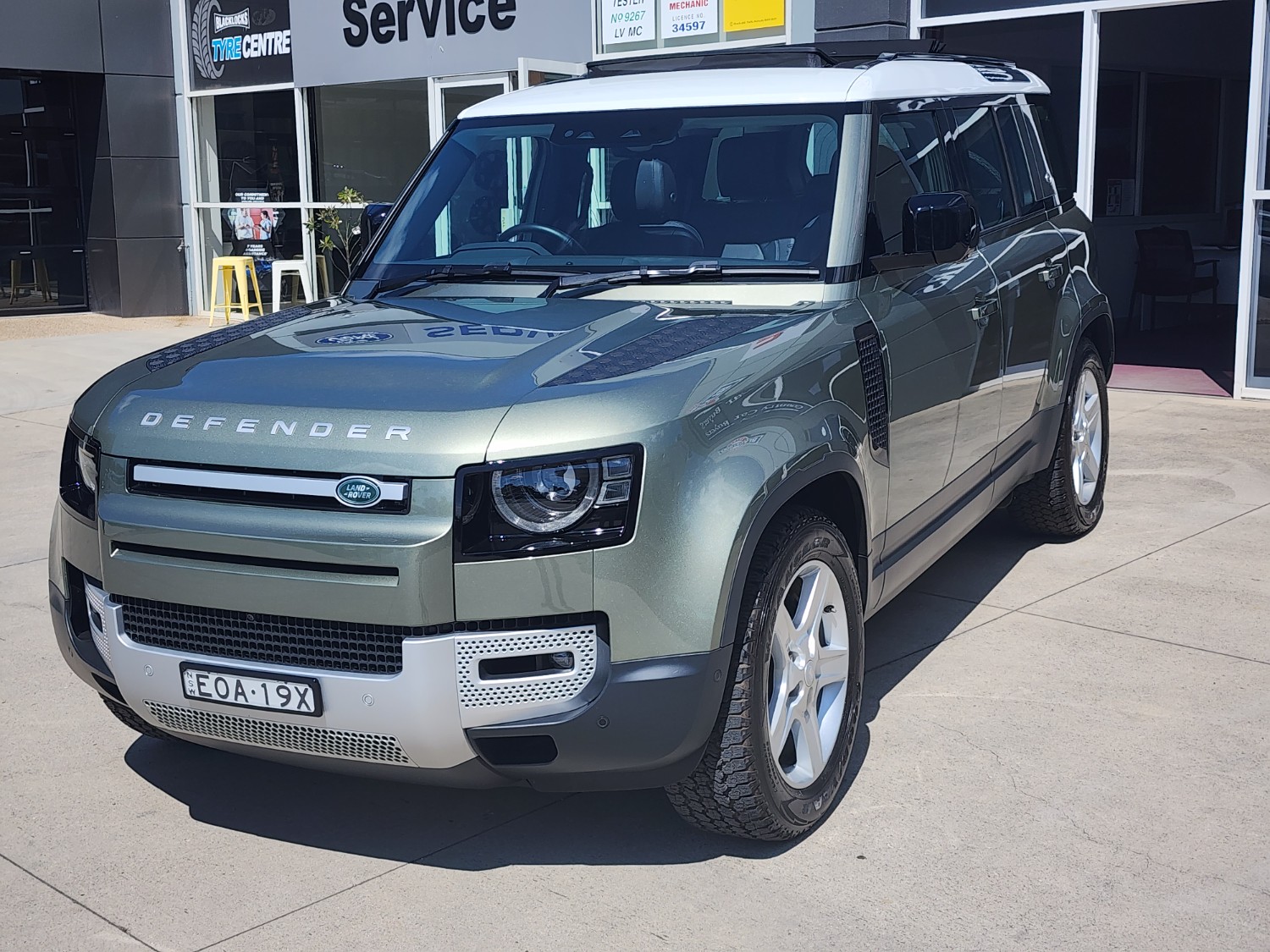 Used 2021 Land Rover Defender 110 D300 #LAV9445