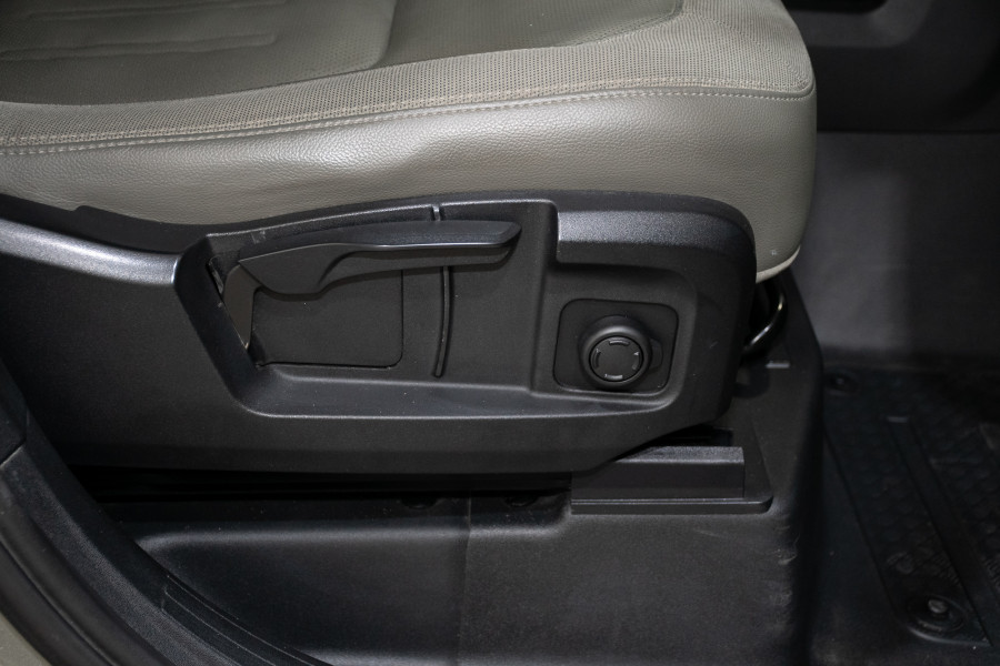 Used 2020 Land Rover Defender 110 P400 S | SUV | 8-speed Automatic ...