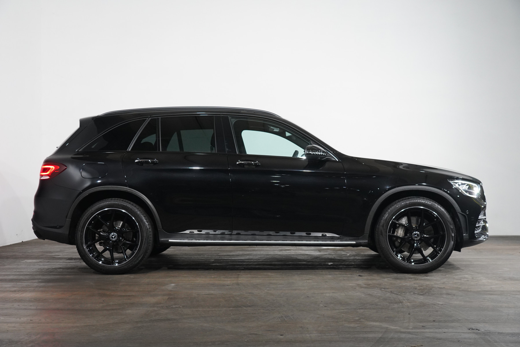 Just Sold 2022 Mercedes-Benz Glc 300 4matic Amg Line Plus Edt #P83251 | Prestige Auto Traders