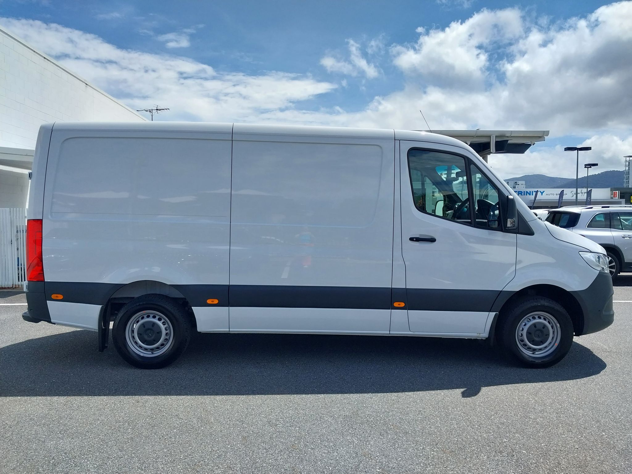 Demo 2022 Mercedes-Benz Sprinter 315 MWB #423174 | Trinity Auto Group